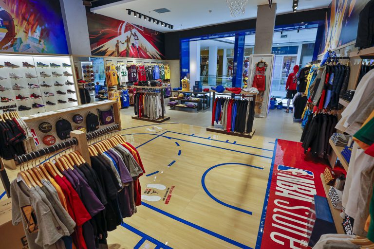 NBA anuncia expansão da rede NBA Store e chega a 21 lojas no Brasil ...