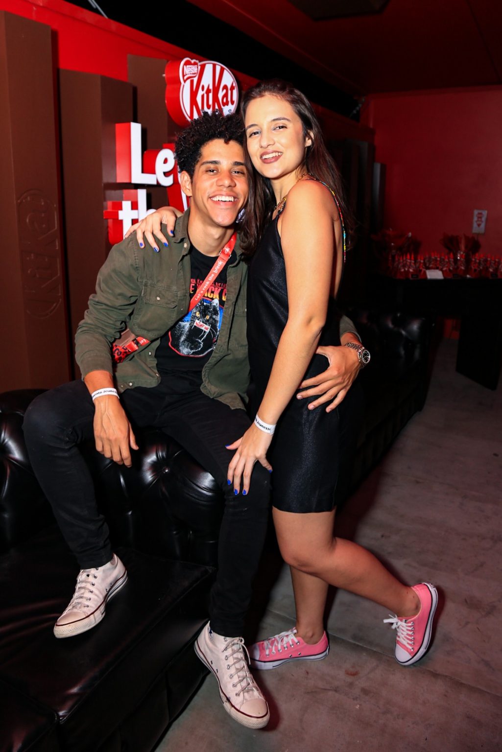 Famosos curtem lounge KITKAT® na primeira noite do Rock in Rio - CidadeMarketing