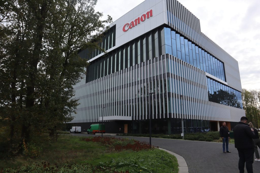 Canon apresenta novos produtos no nicho de impressão comercial e ...