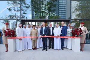 Emirates inaugura novo ponto de reservas e check-in de voos no centro ...