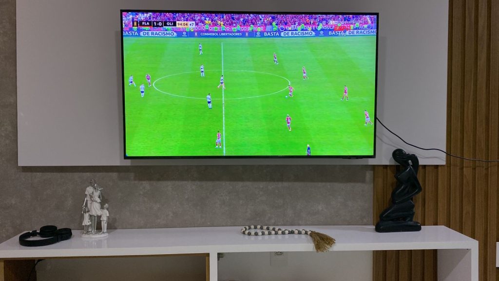 Os tipos de suporte para televisão e suas funcionalidades - CidadeMarketing